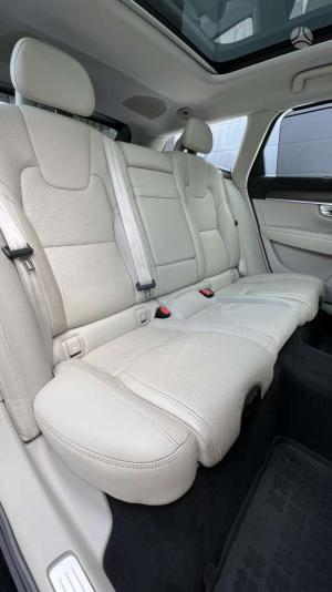 Melns Volvo V90 2018 Šauļi, ar dzinēja tilpumu 1.97 L un nobraukumu 102 tūkst. km par 24990 €, foto 24 vietnē AUTOMOTO.COM.LV