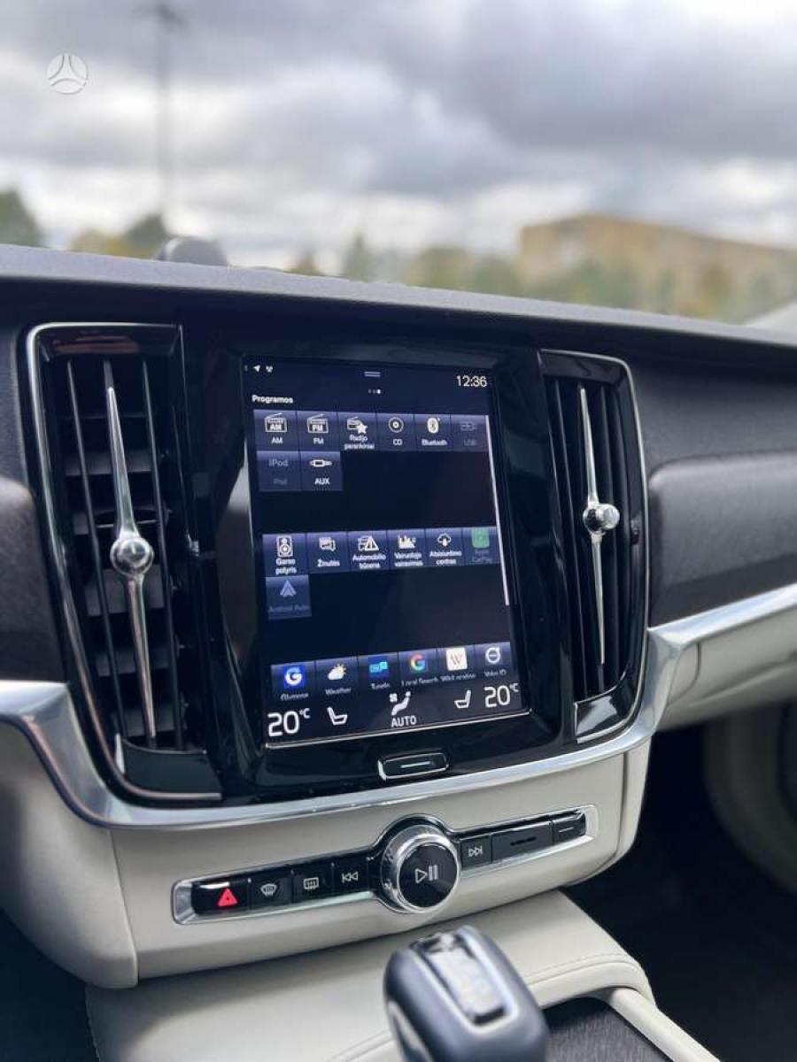 Melns Volvo V90 2018 Šauļi, ar dzinēja tilpumu 1.97 L un nobraukumu 102 tūkst. km par 24990 €, foto 34 vietnē AUTOMOTO.COM.LV
