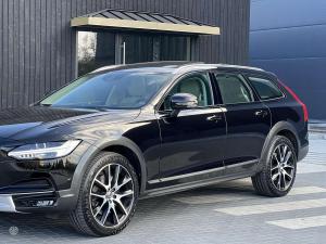 Melns Volvo V90 2018 Šauļi, ar dzinēja tilpumu 1.97 L un nobraukumu 102 tūkst. km par 24990 €, foto 45 vietnē AUTOMOTO.COM.LV