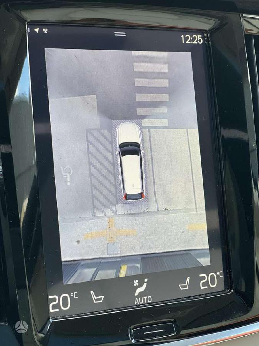 Melns Volvo V90 2018 Šauļi, ar dzinēja tilpumu 1.97 L un nobraukumu 102 tūkst. km par 24990 €, foto 47 vietnē AUTOMOTO.COM.LV