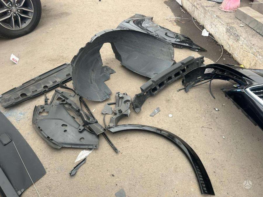 Черный Вольво В90 2018 в Укмерге, объемом двигателя 1.97 л и пробегом 196 тыс. км за 15700 €, фото 15 на AUTOMOTO.COM.LV