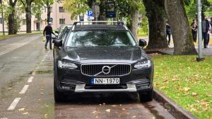 Melns Volvo V90 2018 Rīga, ar dzinēja tilpumu 2.00 L un nobraukumu 332 tūkst. km par 16661 €, foto 9 vietnē AUTOMOTO.COM.LV