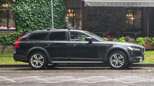 Melns Volvo V90 2018 Rīga, ar dzinēja tilpumu 2.00 L un nobraukumu 332 tūkst. km par 16661 €, foto 10 vietnē AUTOMOTO.COM.LV