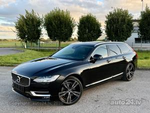 Black Volvo V90 2018 in Tartu, with an engine capacity of 2.00 L and mileage of 109 thousand km for 21500 €, photo 4 on AUTOMOTO.COM.LV