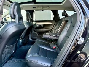 Black Volvo V90 2018 in Tartu, with an engine capacity of 2.00 L and mileage of 109 thousand km for 21500 €, photo 14 on AUTOMOTO.COM.LV