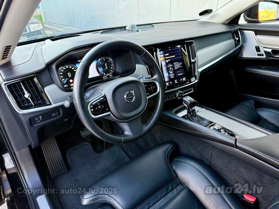Black Volvo V90 2018 in Tartu, with an engine capacity of 2.00 L and mileage of 109 thousand km for 21500 €, photo 17 on AUTOMOTO.COM.LV