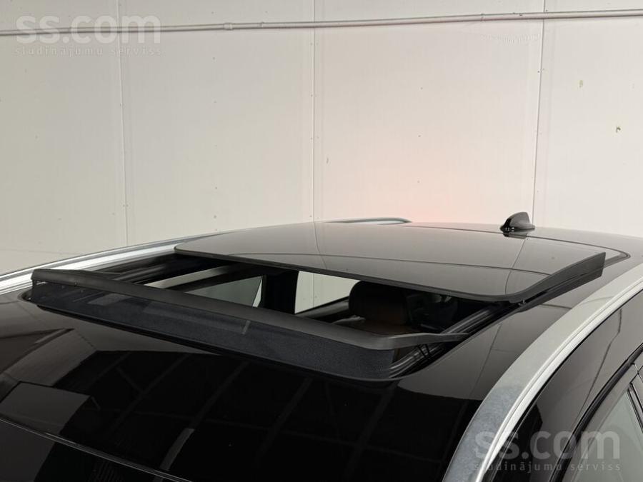 Melns Volvo V90 2018 Jūrmala, ar dzinēja tilpumu 2.00 L un nobraukumu 263 tūkst. km par 19750 €, foto 3 vietnē AUTOMOTO.COM.LV