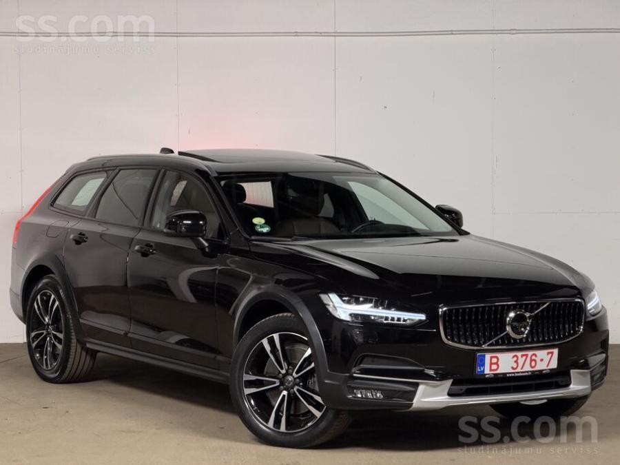 Melns Volvo V90 2018 Jūrmala, ar dzinēja tilpumu 2.00 L un nobraukumu 263 tūkst. km par 19750 €, foto 4 vietnē AUTOMOTO.COM.LV