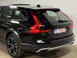 Melns Volvo V90 2018 Jūrmala, ar dzinēja tilpumu 2.00 L un nobraukumu 263 tūkst. km par 19750 €, foto 8 vietnē AUTOMOTO.COM.LV