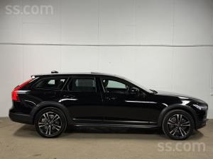 Melns Volvo V90 2018 Jūrmala, ar dzinēja tilpumu 2.00 L un nobraukumu 263 tūkst. km par 19750 €, foto 9 vietnē AUTOMOTO.COM.LV
