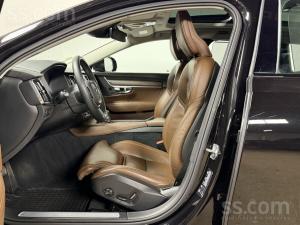 Melns Volvo V90 2018 Jūrmala, ar dzinēja tilpumu 2.00 L un nobraukumu 263 tūkst. km par 19750 €, foto 17 vietnē AUTOMOTO.COM.LV