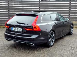 Melns Volvo V90 2019 Rīga, ar dzinēja tilpumu 2.00 L un nobraukumu 110 tūkst. km par 22950 €, foto 2 vietnē AUTOMOTO.COM.LV