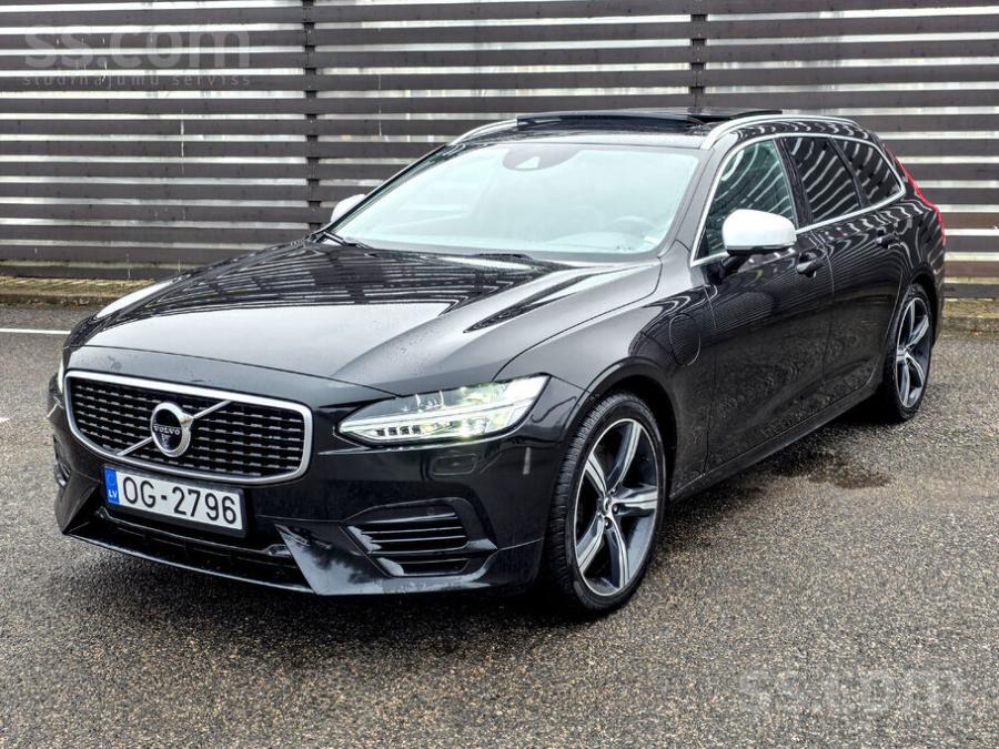 Melns Volvo V90 2019 Rīga, ar dzinēja tilpumu 2.00 L un nobraukumu 110 tūkst. km par 22950 €, foto 17 vietnē AUTOMOTO.COM.LV