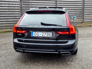 Melns Volvo V90 2019 Rīga, ar dzinēja tilpumu 2.00 L un nobraukumu 110 tūkst. km par 22950 €, foto 19 vietnē AUTOMOTO.COM.LV