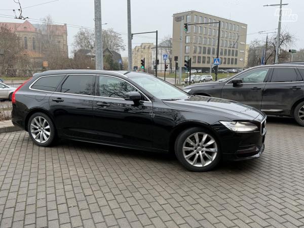 Melns Volvo V90 2019 Viļņa, ar dzinēja tilpumu 2.00 L un nobraukumu 373 tūkst. km par 12500 €, foto 3 vietnē AUTOMOTO.COM.LV
