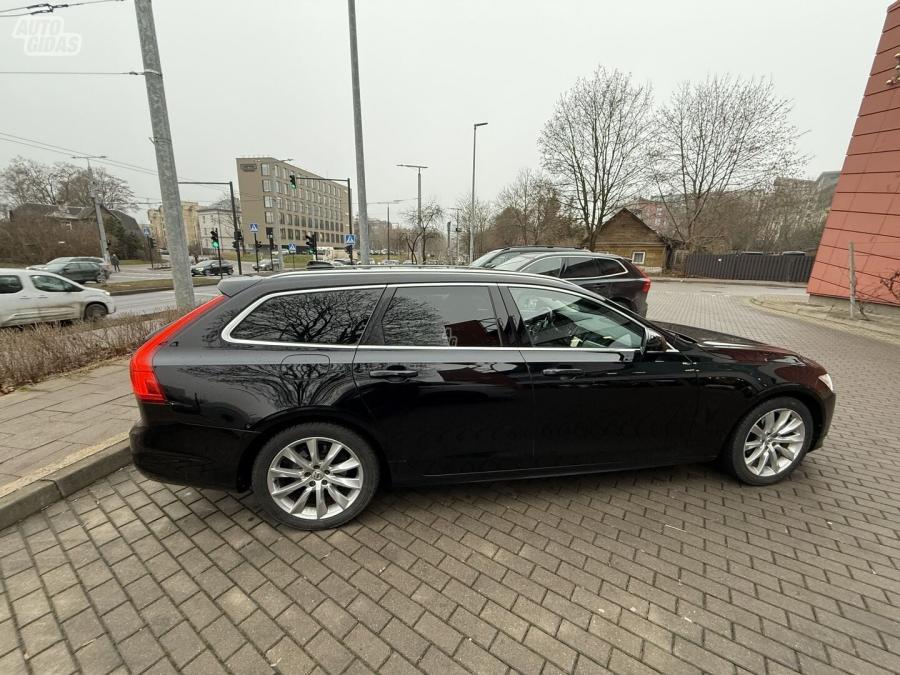 Melns Volvo V90 2019 Viļņa, ar dzinēja tilpumu 2.00 L un nobraukumu 373 tūkst. km par 12500 €, foto 8 vietnē AUTOMOTO.COM.LV