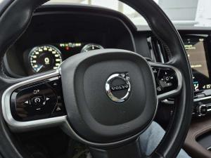 Black Volvo V90 2019 in Panevezys, with an engine capacity of 1.97 L and mileage of 533 thousand km for 10900 €, photo 14 on AUTOMOTO.COM.LV
