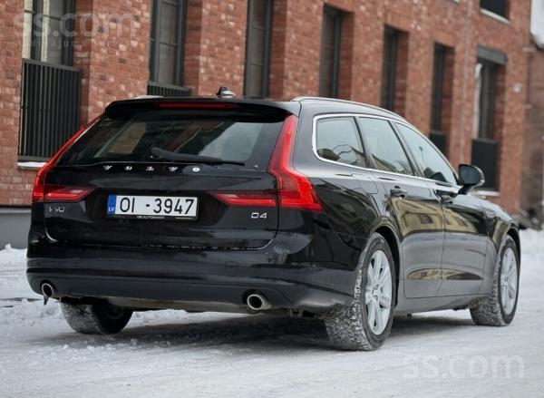 Melns Volvo V90 2019 Rīga, ar dzinēja tilpumu 2.00 L un nobraukumu 223 tūkst. km par 18400 €, foto 5 vietnē AUTOMOTO.COM.LV
