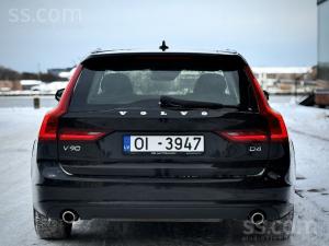 Black Volvo V90 2019 in Riga, with an engine capacity of 2.00 L and mileage of 223 thousand km for 18400 €, photo 7 on AUTOMOTO.COM.LV
