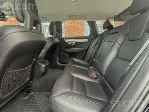 Black Volvo V90 2019 in Riga, with an engine capacity of 2.00 L and mileage of 223 thousand km for 18400 €, photo 28 on AUTOMOTO.COM.LV