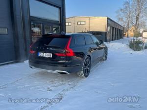 Melns Volvo V90 2019 Tallina, ar dzinēja tilpumu 2.00 L un nobraukumu 153 tūkst. km par 22800 €, foto 6 vietnē AUTOMOTO.COM.LV