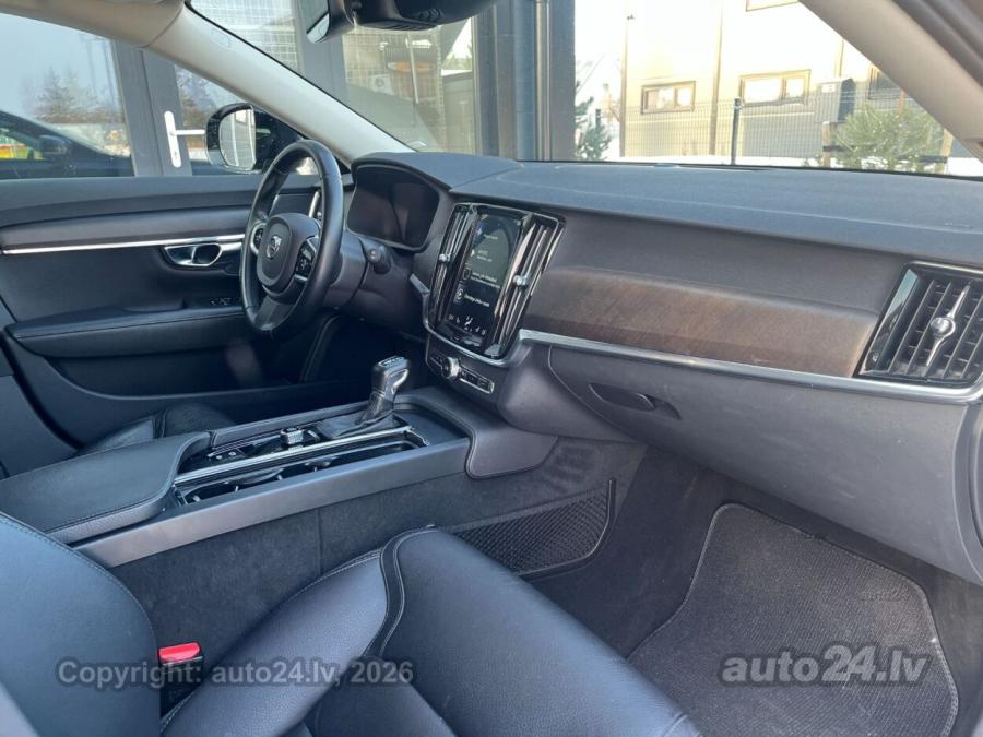 Melns Volvo V90 2019 Tallina, ar dzinēja tilpumu 2.00 L un nobraukumu 153 tūkst. km par 22800 €, foto 7 vietnē AUTOMOTO.COM.LV