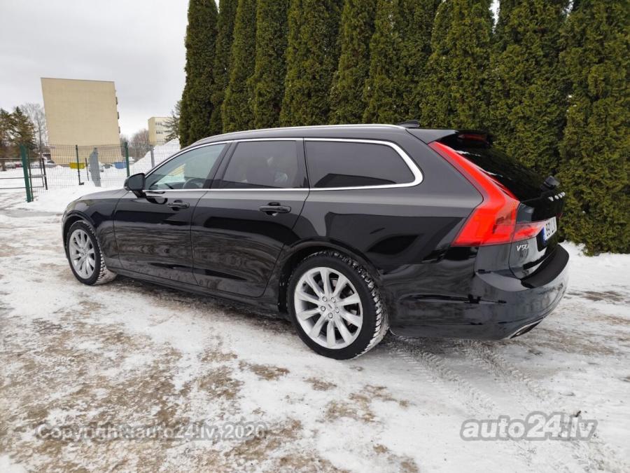 Black Volvo V90 2019 in Paide, with an engine capacity of 2.00 L and mileage of 233 thousand km for 15990 €, photo 4 on AUTOMOTO.COM.LV