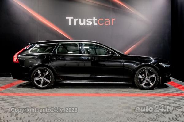 Melns Volvo V90 2019 Pērnava, ar dzinēja tilpumu 2.00 L un nobraukumu 215 tūkst. km par 16900 €, foto 8 vietnē AUTOMOTO.COM.LV
