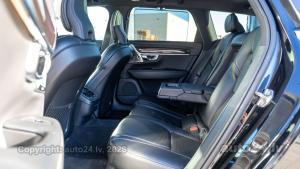 Melns Volvo V90 2019 Tallina, ar dzinēja tilpumu 2.00 L un nobraukumu 178 tūkst. km par 33900 €, foto 14 vietnē AUTOMOTO.COM.LV
