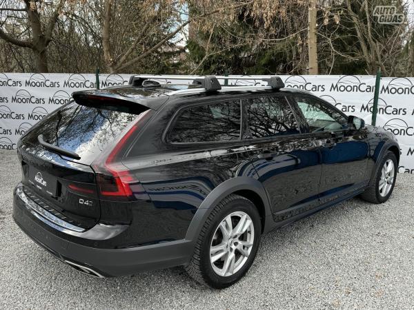 Black Volvo V90 2019 in Vilnius, with an engine capacity of 2.00 L and mileage of 199 thousand km for 21000 €, photo 7 on AUTOMOTO.COM.LV