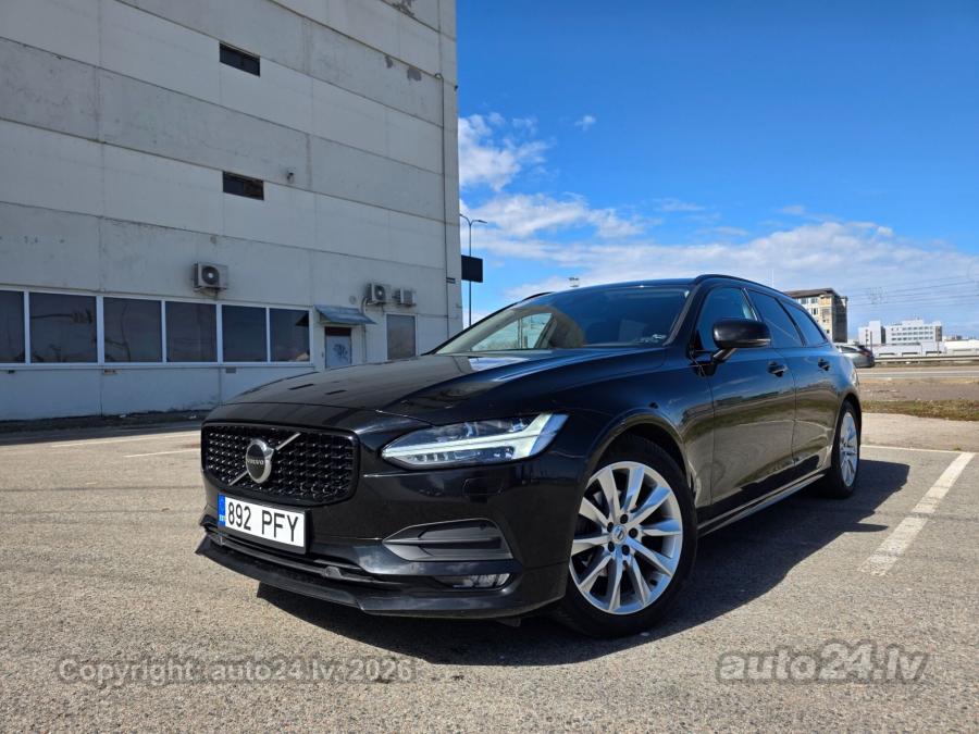 Melns Volvo V90 2019 Tallina, ar dzinēja tilpumu 2.00 L un nobraukumu 192 tūkst. km par 26900 €, foto 1 vietnē AUTOMOTO.COM.LV
