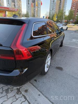 Melns Volvo V90 2019 Rīga, ar dzinēja tilpumu 2.00 L un nobraukumu 260 tūkst. km par 15000 €, foto 5 vietnē AUTOMOTO.COM.LV
