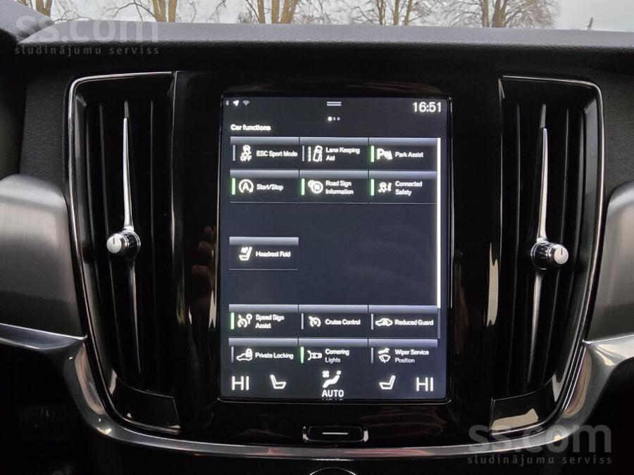 Melns Volvo V90 2019 Ogre, ar dzinēja tilpumu 2.00 L un nobraukumu 270 tūkst. km par 13400 €, foto 13 vietnē AUTOMOTO.COM.LV
