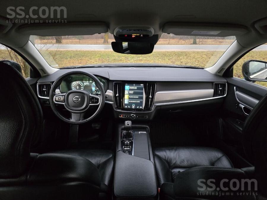 Melns Volvo V90 2019 Ogre, ar dzinēja tilpumu 2.00 L un nobraukumu 270 tūkst. km par 13400 €, foto 14 vietnē AUTOMOTO.COM.LV
