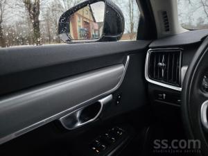 Melns Volvo V90 2019 Ogre, ar dzinēja tilpumu 2.00 L un nobraukumu 270 tūkst. km par 13400 €, foto 16 vietnē AUTOMOTO.COM.LV