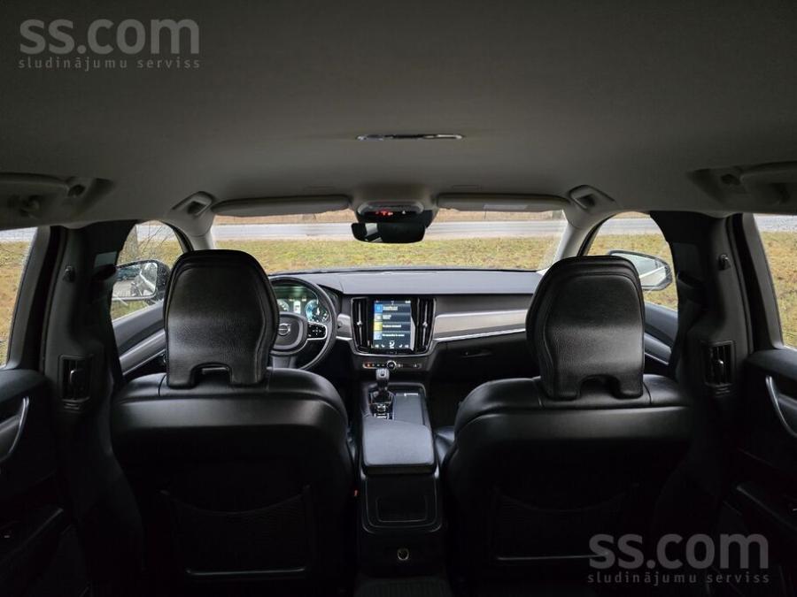 Melns Volvo V90 2019 Ogre, ar dzinēja tilpumu 2.00 L un nobraukumu 270 tūkst. km par 13400 €, foto 26 vietnē AUTOMOTO.COM.LV