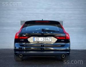 Melns Volvo V90 2019 Rīga, ar dzinēja tilpumu 2.00 L un nobraukumu 230 tūkst. km par 17500 €, foto 7 vietnē AUTOMOTO.COM.LV