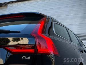 Melns Volvo V90 2019 Rīga, ar dzinēja tilpumu 2.00 L un nobraukumu 230 tūkst. km par 17500 €, foto 9 vietnē AUTOMOTO.COM.LV