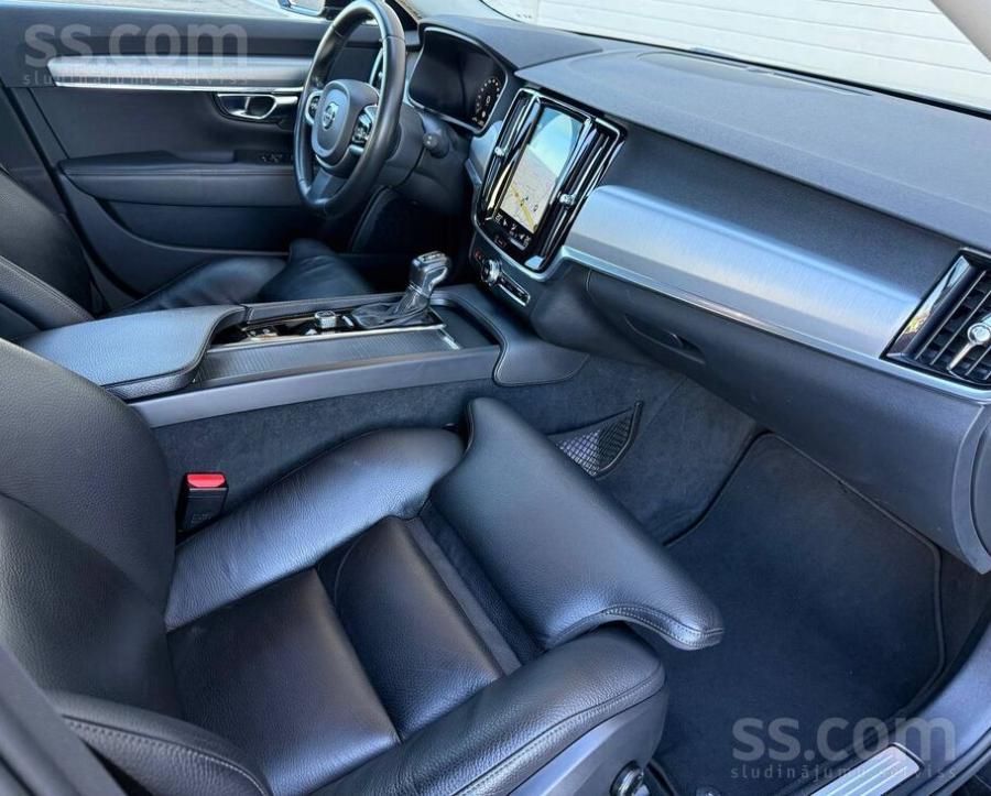 Melns Volvo V90 2019 Rīga, ar dzinēja tilpumu 2.00 L un nobraukumu 230 tūkst. km par 17500 €, foto 12 vietnē AUTOMOTO.COM.LV