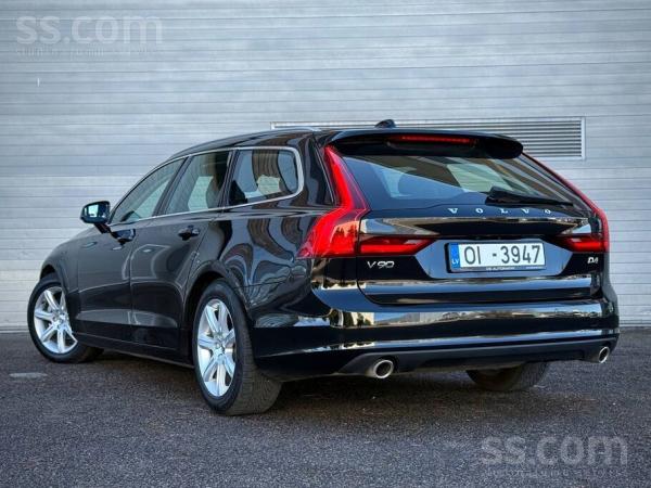 Melns Volvo V90 2019 Rīga, ar dzinēja tilpumu 2.00 L un nobraukumu 230 tūkst. km par 17500 €, foto 5 vietnē AUTOMOTO.COM.LV