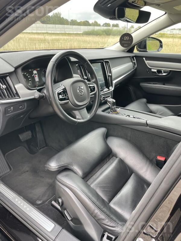 Melns Volvo V90 2019 Rīga, ar dzinēja tilpumu 2.00 L un nobraukumu 235 tūkst. km par 16400 €, foto 9 vietnē AUTOMOTO.COM.LV