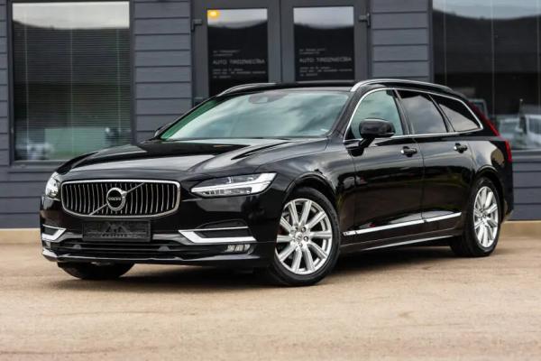 Melns Volvo V90 2019 Jelgava, ar dzinēja tilpumu 2.00 L un nobraukumu 198 tūkst. km par 19850 €, foto 3 vietnē AUTOMOTO.COM.LV