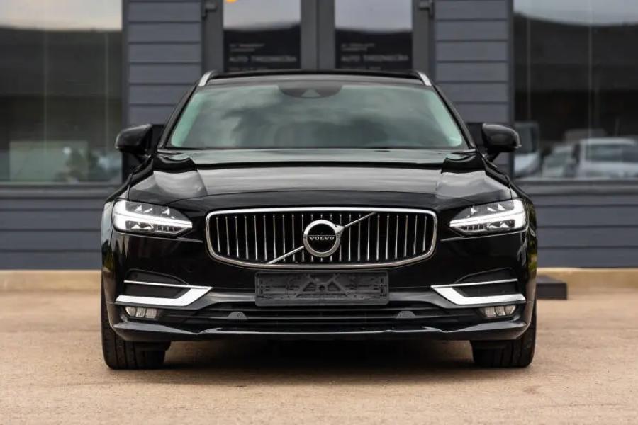 Melns Volvo V90 2019 Jelgava, ar dzinēja tilpumu 2.00 L un nobraukumu 198 tūkst. km par 19850 €, foto 6 vietnē AUTOMOTO.COM.LV