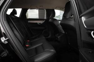 Melns Volvo V90 2019 Jelgava, ar dzinēja tilpumu 2.00 L un nobraukumu 198 tūkst. km par 19850 €, foto 11 vietnē AUTOMOTO.COM.LV