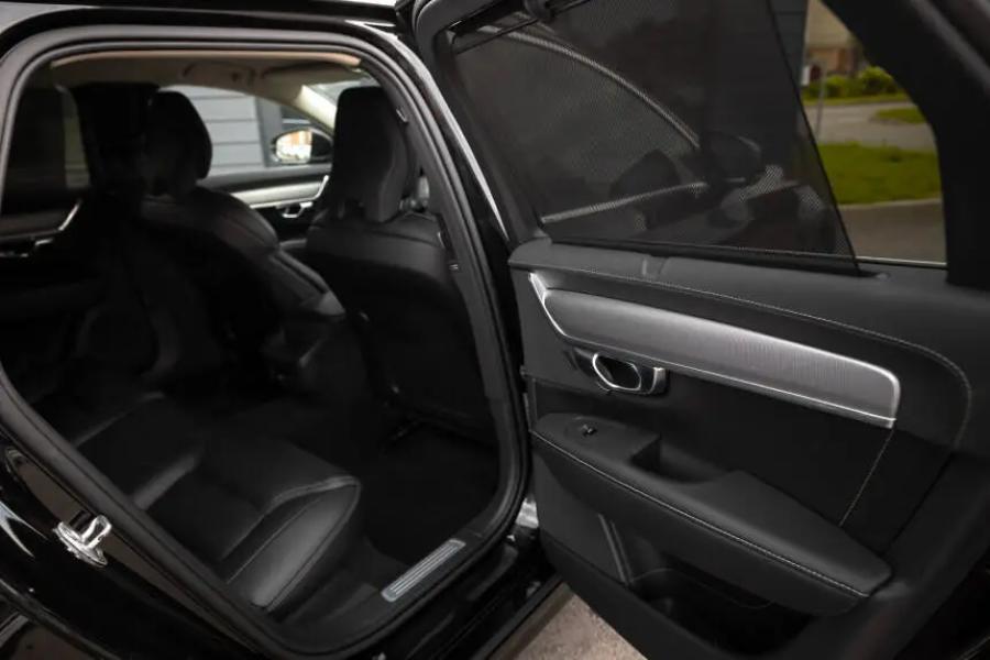 Melns Volvo V90 2019 Jelgava, ar dzinēja tilpumu 2.00 L un nobraukumu 198 tūkst. km par 19850 €, foto 12 vietnē AUTOMOTO.COM.LV