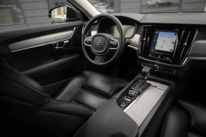 Melns Volvo V90 2019 Jelgava, ar dzinēja tilpumu 2.00 L un nobraukumu 198 tūkst. km par 19850 €, foto 14 vietnē AUTOMOTO.COM.LV