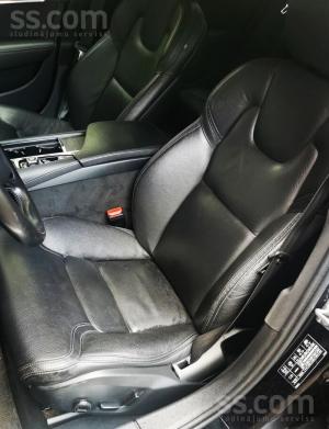 Black Volvo V90 2019 in Riga, with an engine capacity of 2.00 L and mileage of 147 thousand km for 22500 €, photo 8 on AUTOMOTO.COM.LV