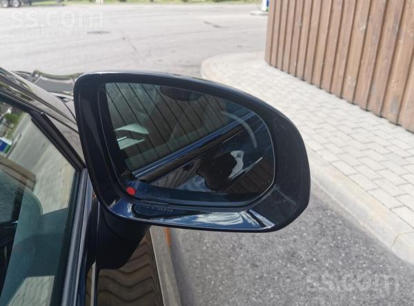 Black Volvo V90 2019 in Riga, with an engine capacity of 2.00 L and mileage of 147 thousand km for 22500 €, photo 10 on AUTOMOTO.COM.LV