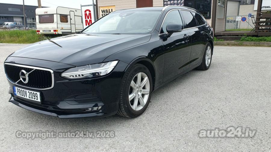 Black Volvo V90 2019 in Tallinn, with an engine capacity of 2.00 L and mileage of 256 thousand km for 15500 €, photo 4 on AUTOMOTO.COM.LV