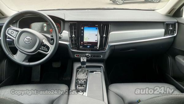 Black Volvo V90 2019 in Tallinn, with an engine capacity of 2.00 L and mileage of 256 thousand km for 15500 €, photo 10 on AUTOMOTO.COM.LV
